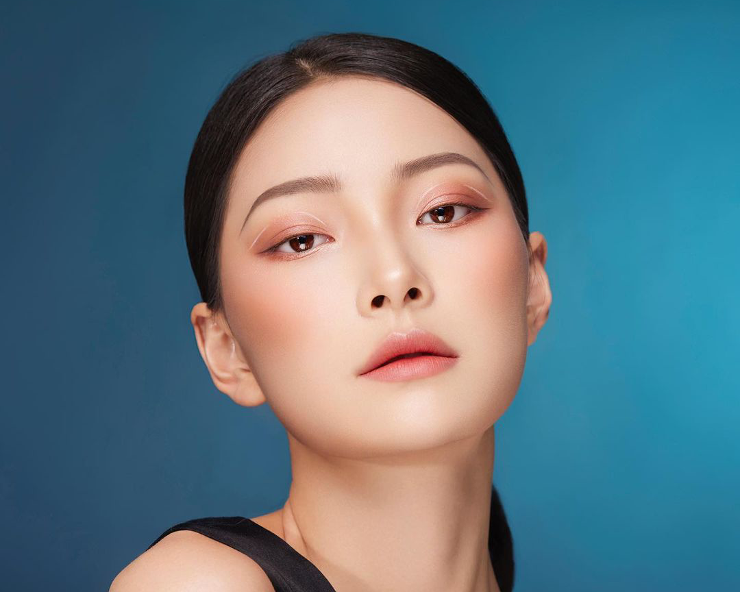 Florasis Eastern Beasts Sculpting Makeup Palette